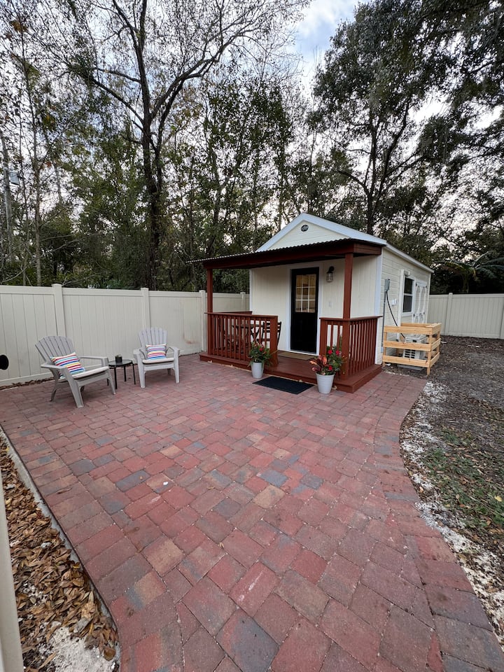 The Cozy Cabin - Orlando