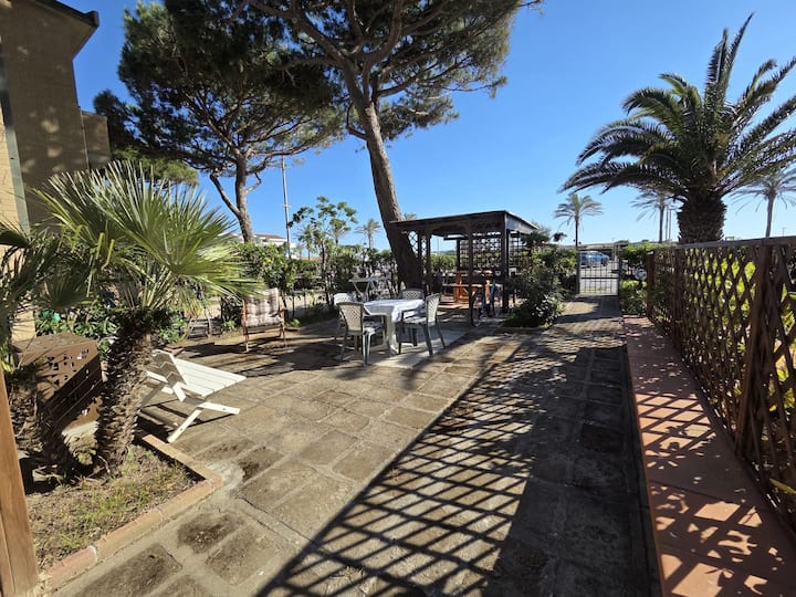 Fronte Mare Seminterrato Garden - Marina di Grosseto