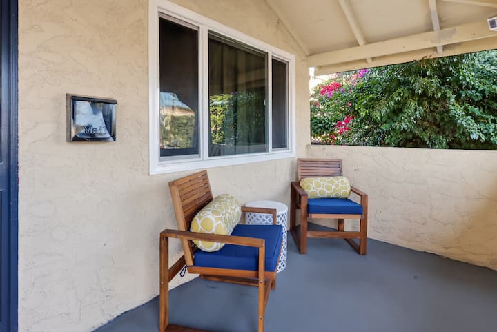 Remodeled Retreat, 100" Tv, Disney 15 Min- Pets Ok - Anaheim, CA