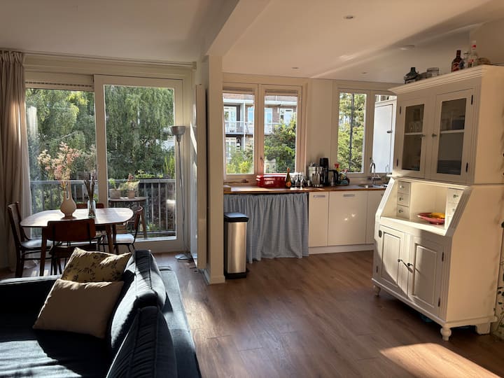 Central And Calm Appartment - 