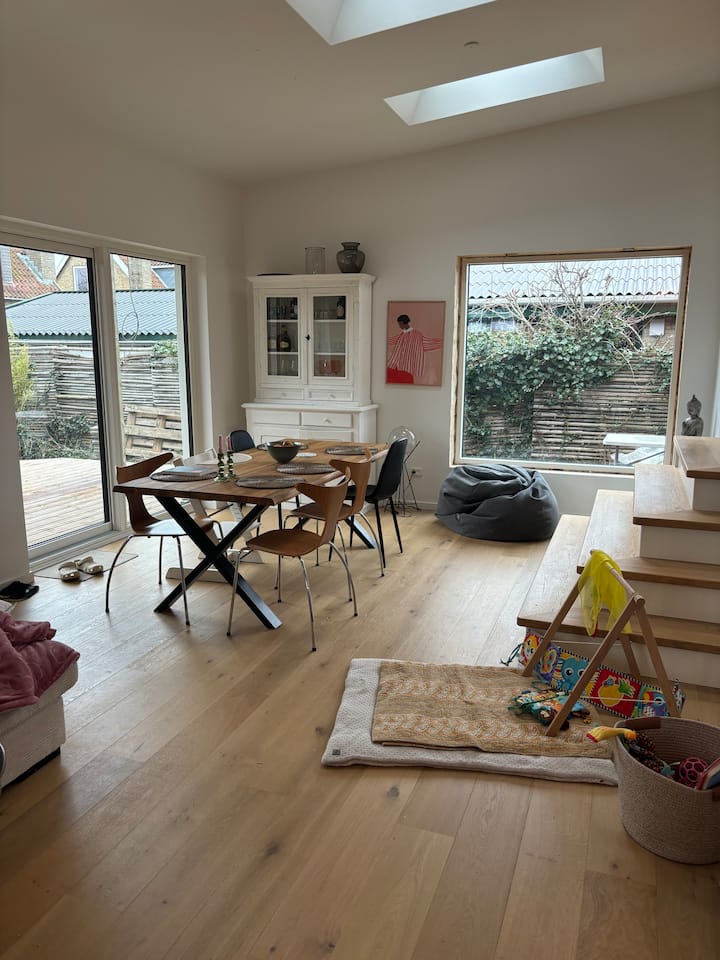 Hus Tæt På Strand Og By - Kopenhagen