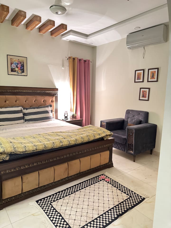 Aroma Palace Dha 4 - Karachi