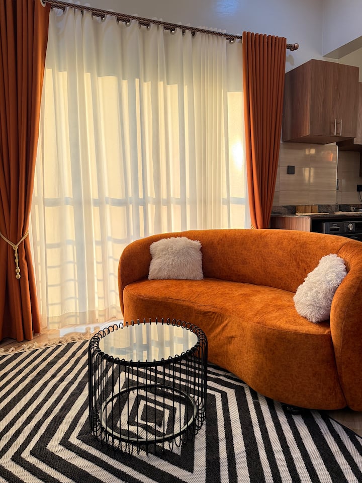 Mini Apartment Kla; Wifi, Secure Spacious Parking - Kampala