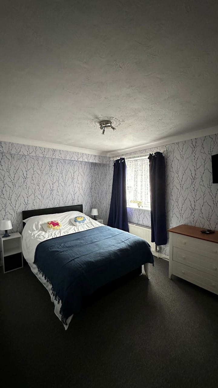 Home Sweet Home - Edgware