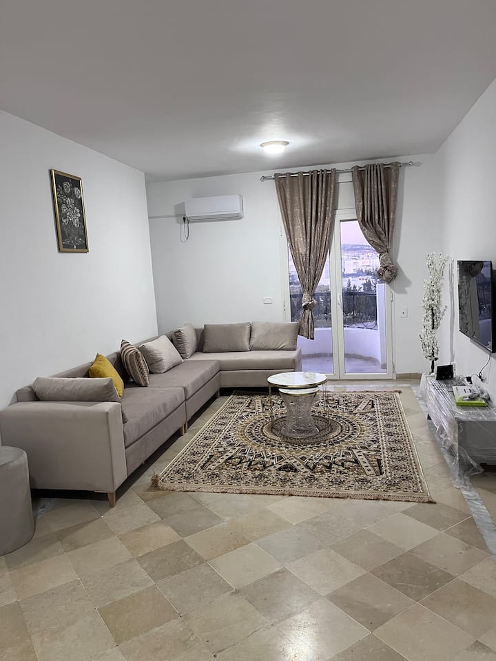 Coquette Vue Avenue Principale - Tunis