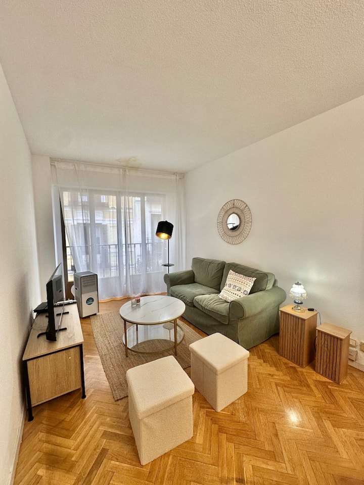 Amplio Y Luminoso En ÓPera - Madrid