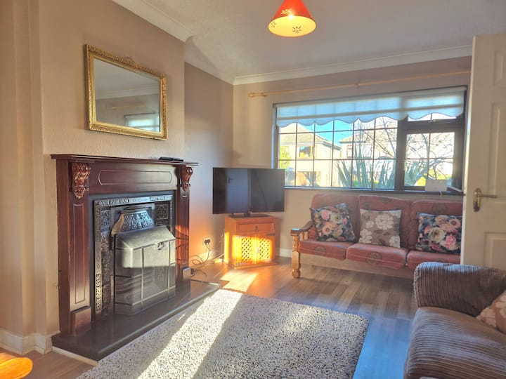 Tranquil Three Bedroom House - Dublin, Ireland