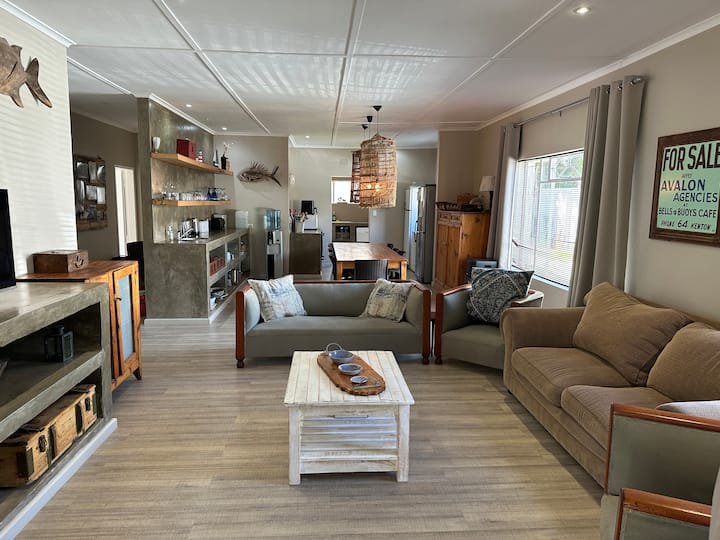 The River Road House - Kenton-on-Sea