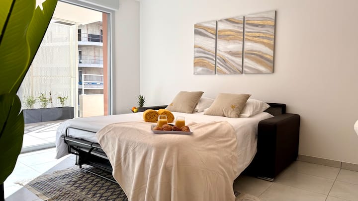 Ambiance Cosy & Chic Avec Vue Montagne - Nizza