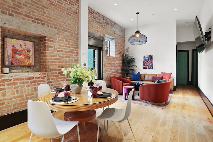 The Gisele: 4br/3ba For 8 | Pool + Streetcar Stop - New Orleans, LA