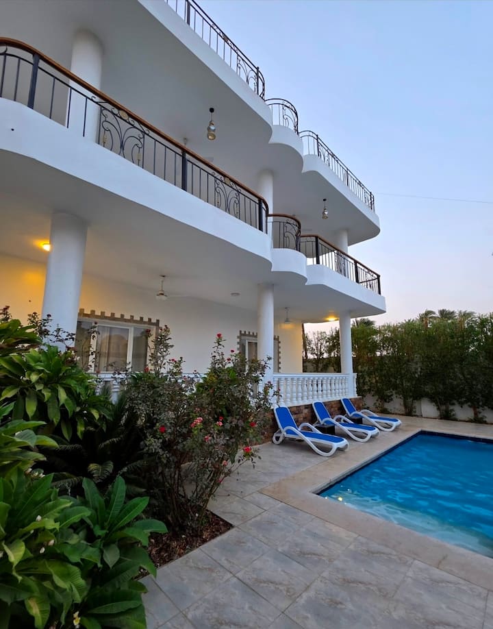 Swan Apartment In Luxurious Villa Aphrodite - Luxor