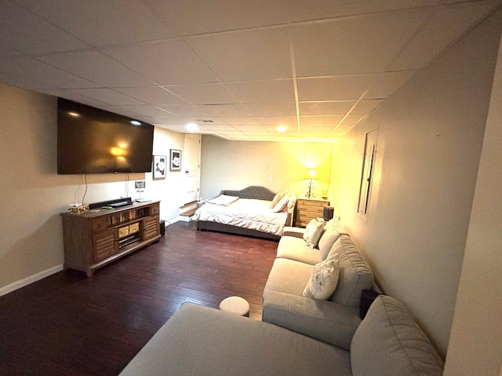 The Cozy Basement - Hoover, AL