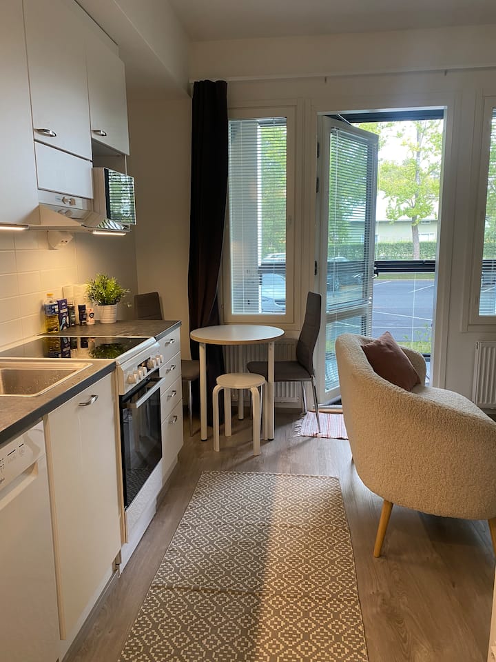 Autopaikka Lämmitystolpalla, Hyvä Sijainti, Uusi - Joensuu