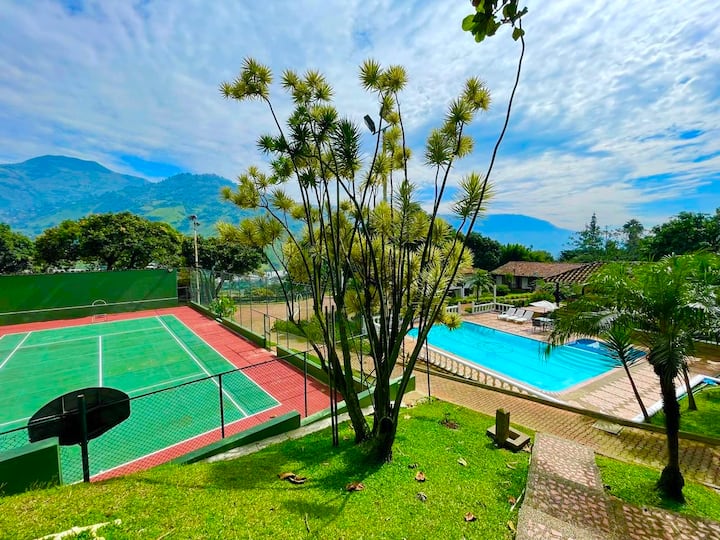 Exclusive Luxury Villa Near Medellín - Girardota