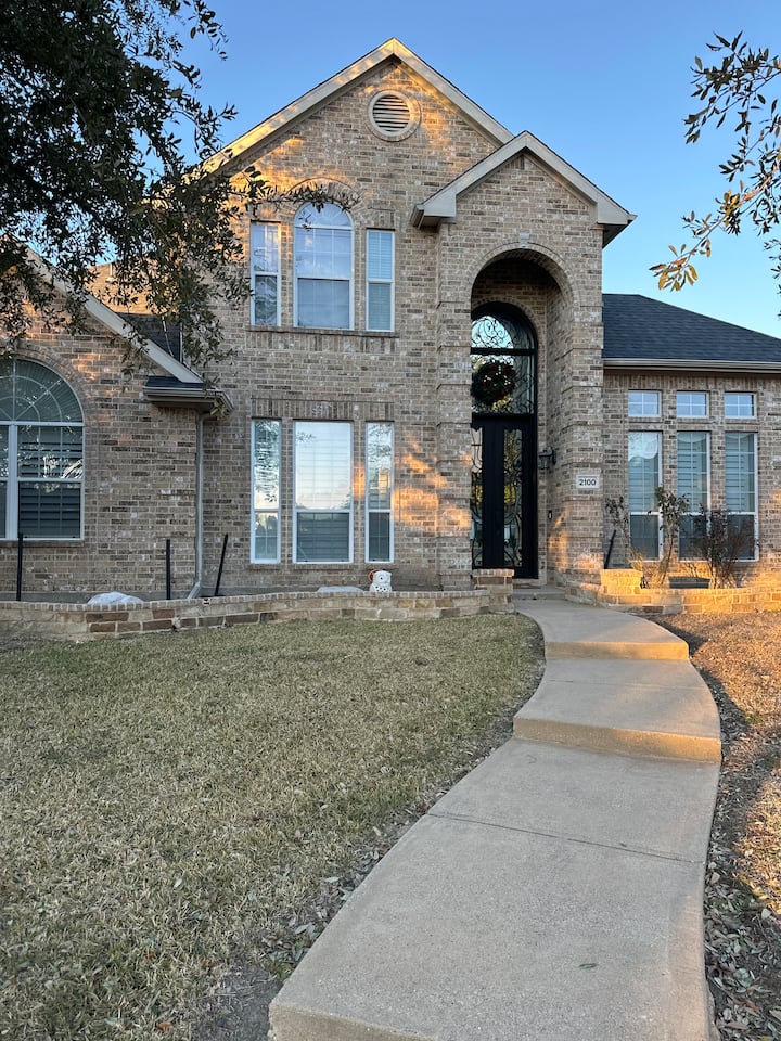 Large House In East Dallas - Rockwall, TX