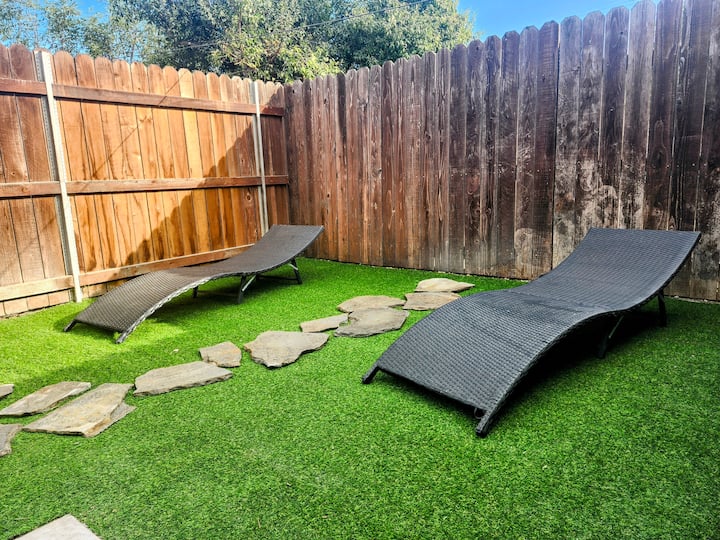 Mordern Studio W/yard & Parking - Hawthorne, CA