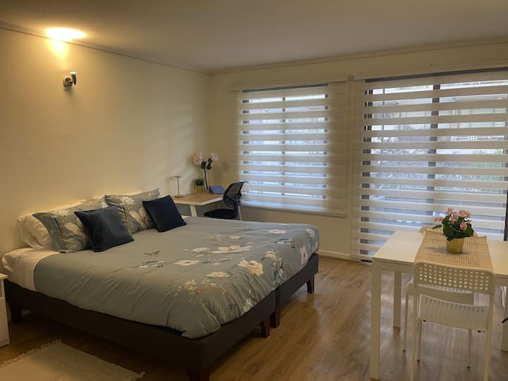 Las Condes, Cómodo Departamento Estudio - Las Condes