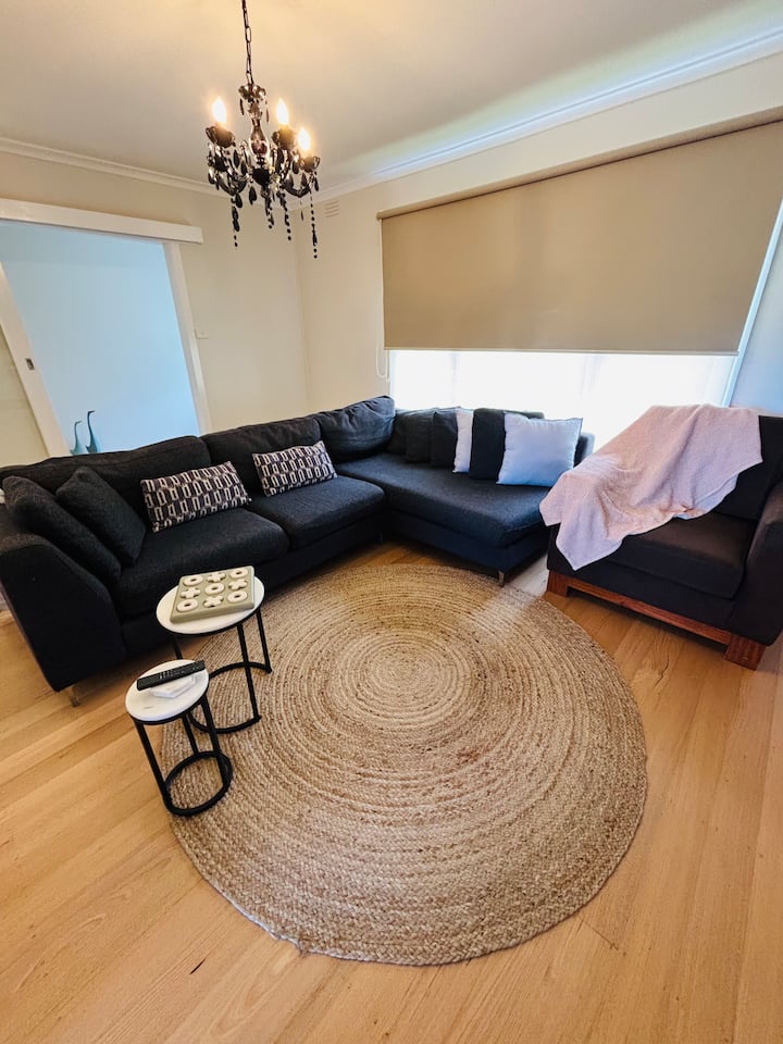 Cottage Beach House - Lakes Entrance