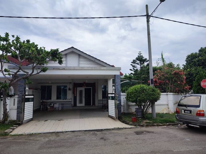 Tan's Residence - Pasir Gudang
