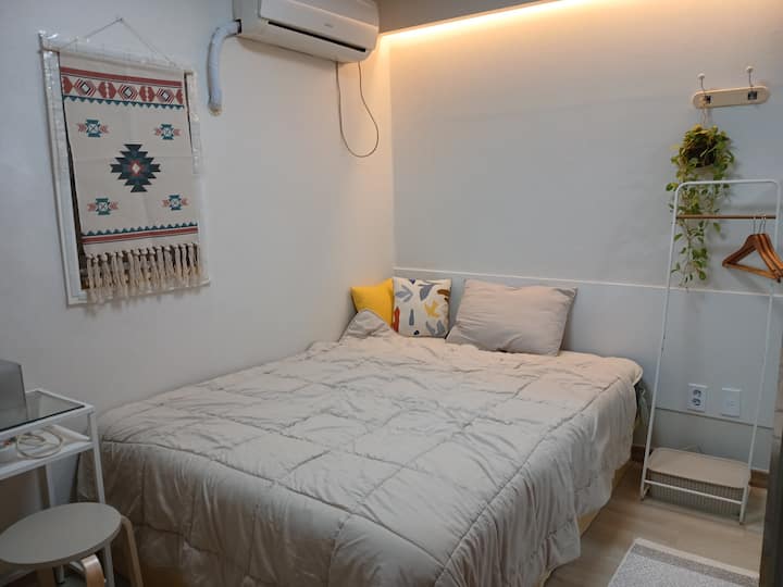 Smart Solo Room (Simple) - Seoul