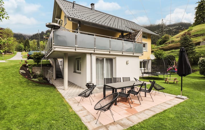 Ferienwohnung Mit Terrasse - Zürs