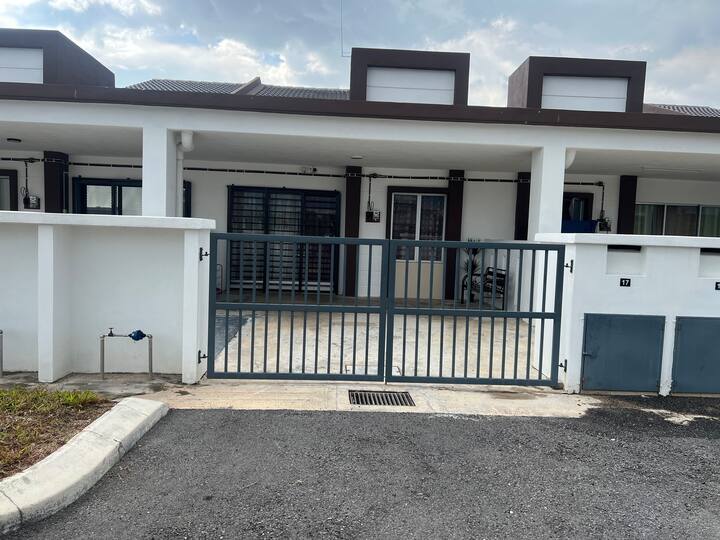 Rumah Jasmin - Near Klia Airport - Sepang