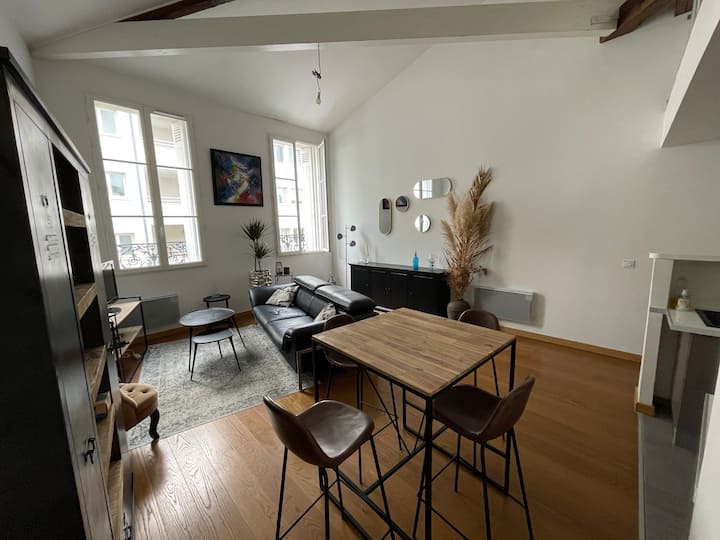 T2 Centre Ville Avec Garage Et Draps Compris - Bordeaux