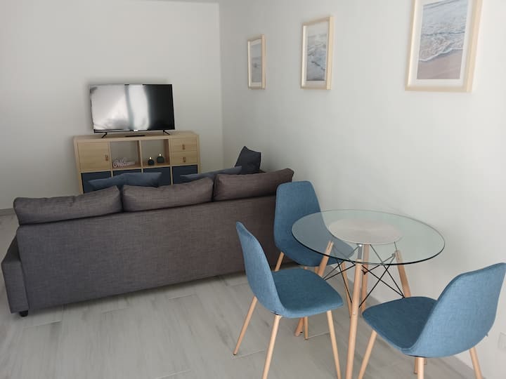 Enjoy Glorious Seaviews From
Vista Mar Apartment - Costa Teguise