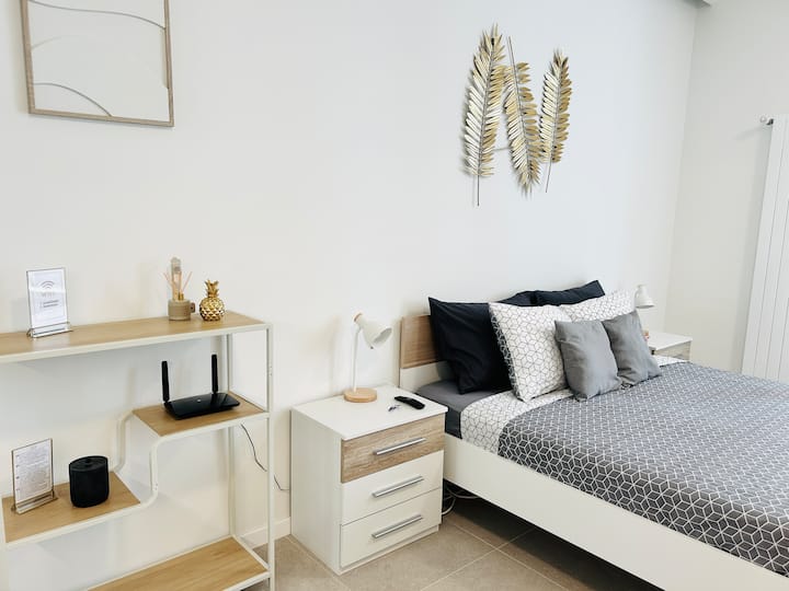 Golden Suite With Free Parking! - Lugano