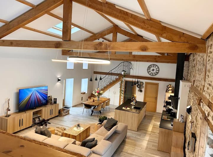 Maison De Caractère En Auvergne - Brioude