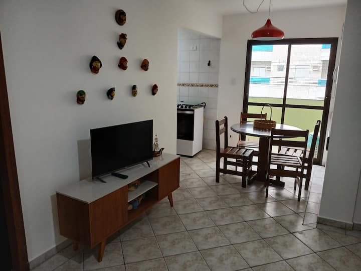 Praia Do Itaguá,  Apto Iluminado, 3 Quartos, 90m2 - Ubatuba