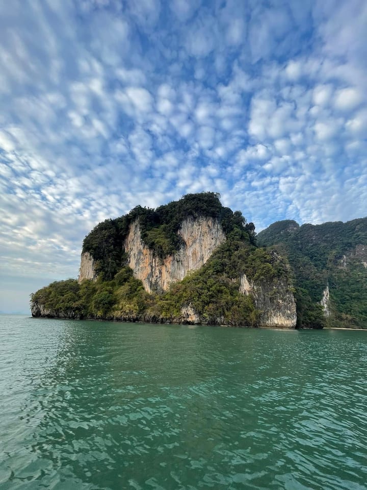 บ้านต้นไม้วิวทะเลบนเนินเขา 2 - Krabi
