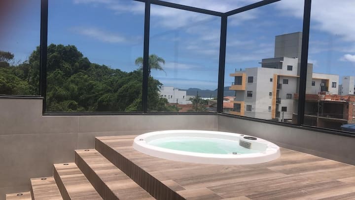 Na Quadra Da Praia Duplex C/ Hidro E Churrasqueira - Itapoá