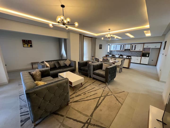 Functional City Centre Apartment - Addis Ababa