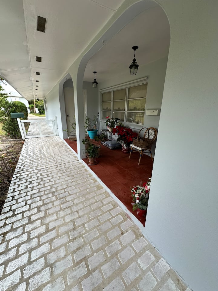 Central Beach Vintage Charm - Vero Beach, FL