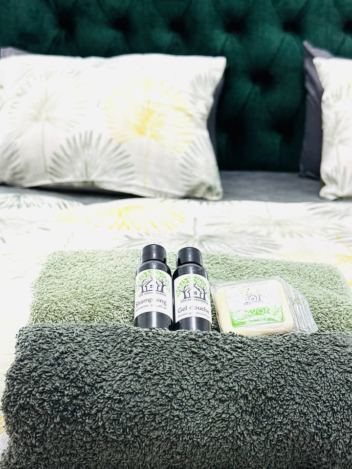 Dada: Alger En Famille - Algiers