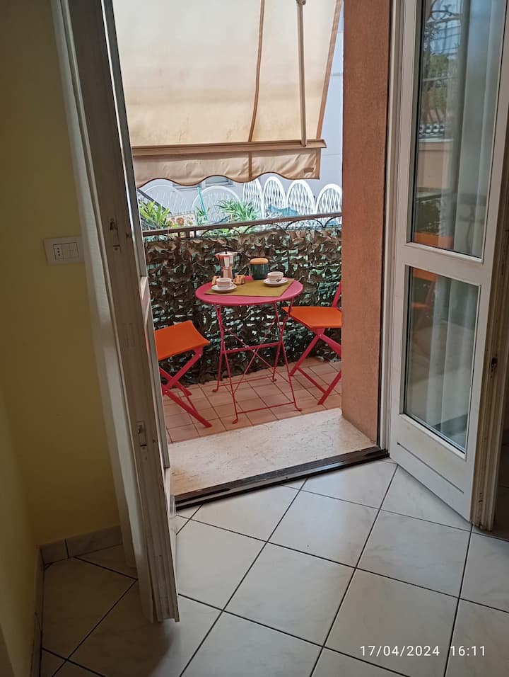 Bright Modern Appartment On The Beach. - San Bartolomeo al Mare