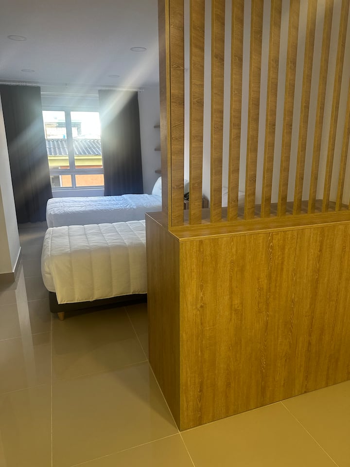 Aparta Suite Granada Plaza - Manizales