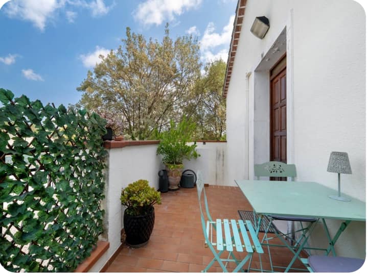 Deux Pièces  Dans Villa St Paul De Vence/ Cagnes. - Biot