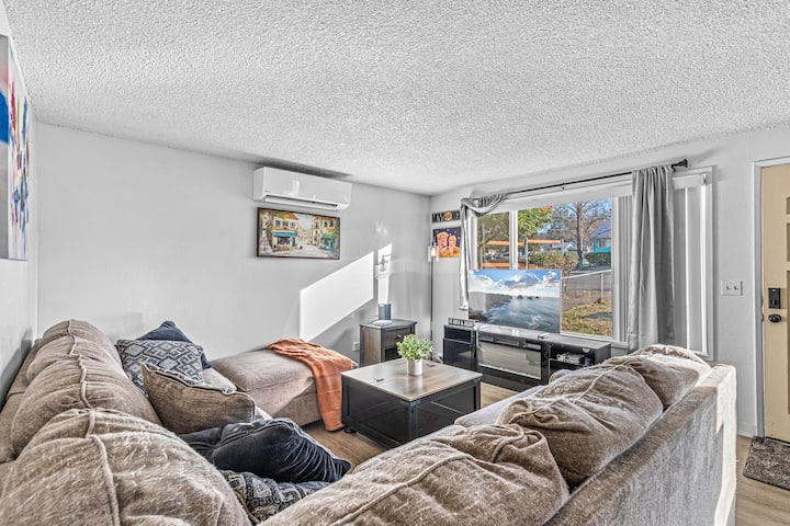 Comfortable Home In East Medford - Medford, OR