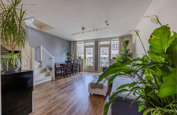 Amazing Entire Apt. In The City's Heart (2 Rooms) - Barendrecht