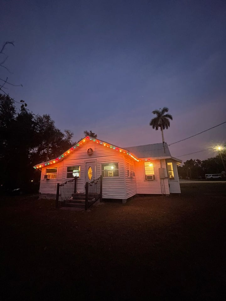 ¡Nuestra Casita! - Fort Myers, FL
