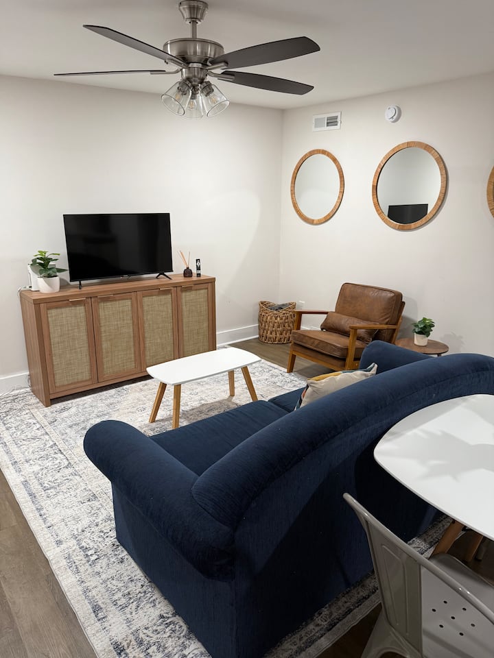 Pet-friendly Cottage/yard/ Mins To Downtown/ Beach - Wilmington, NC