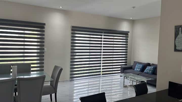 Casa Amplia Cómoda Y Ubicada. - Tampico