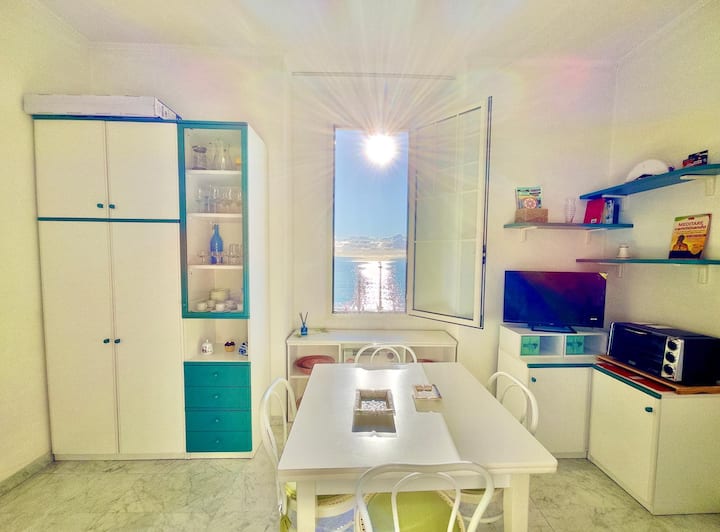 T2 En Bord De Mer Avec Vue Dégagée – Menton - Menton