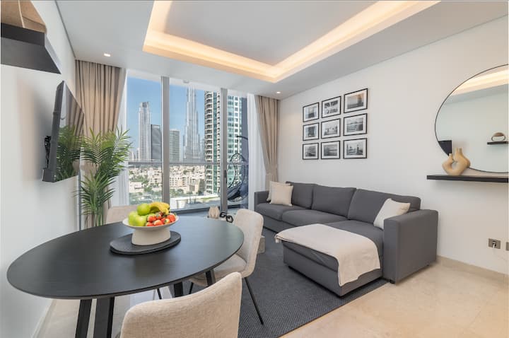 Downtown Dubai Luxury | Iconic Burj Views | For 5 - Dubai