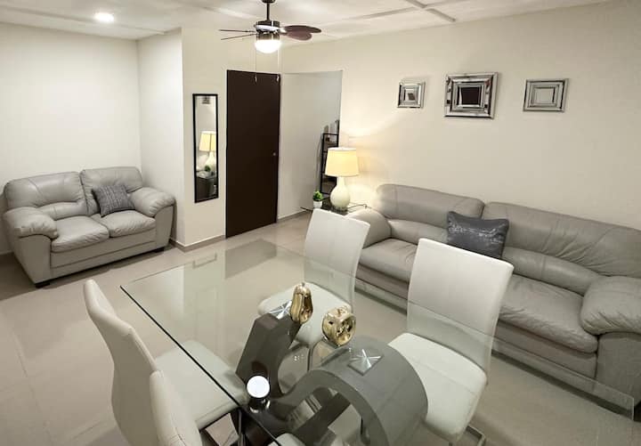 Apartamento Placentero Colonia Escalon - San Salvador