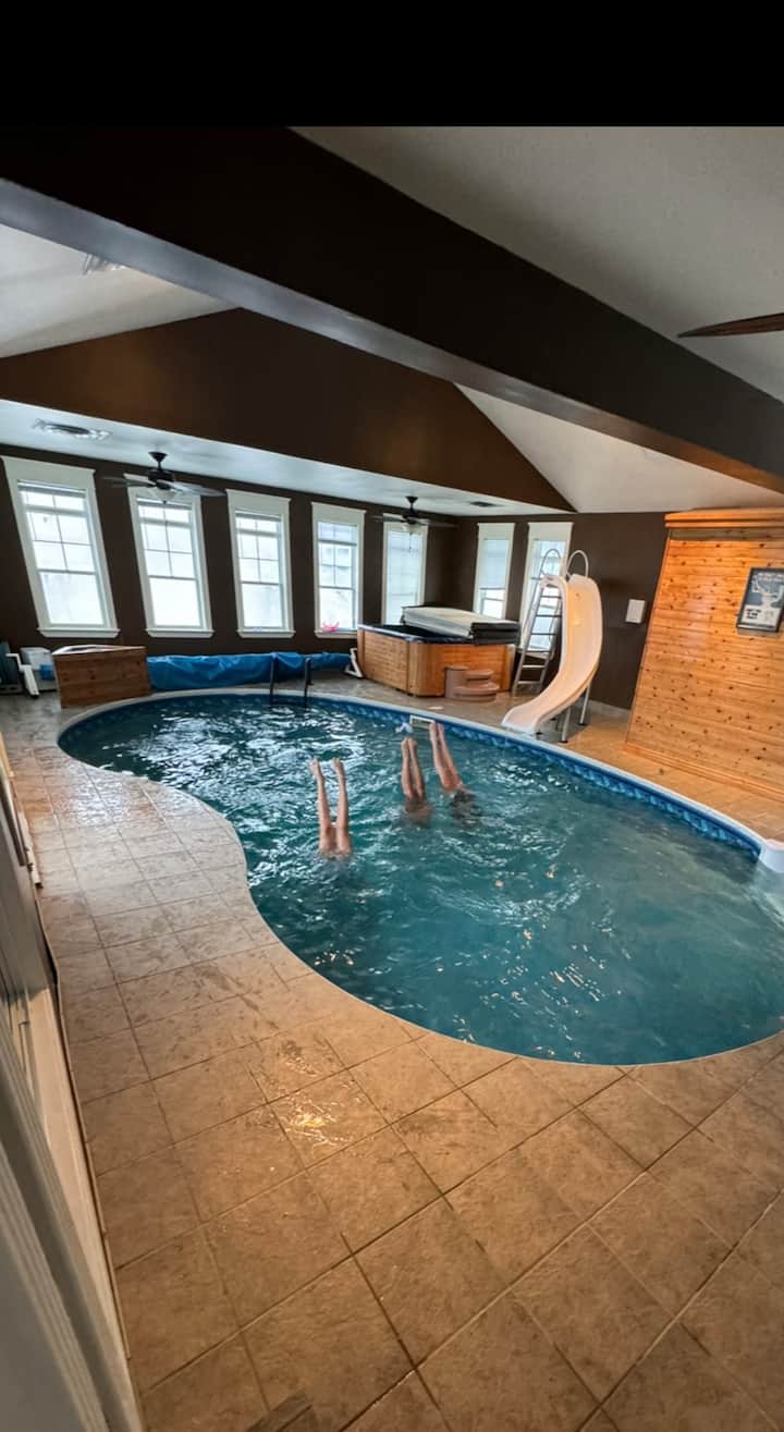 Riverside Pool Chalet ! - Newfoundland and Labrador