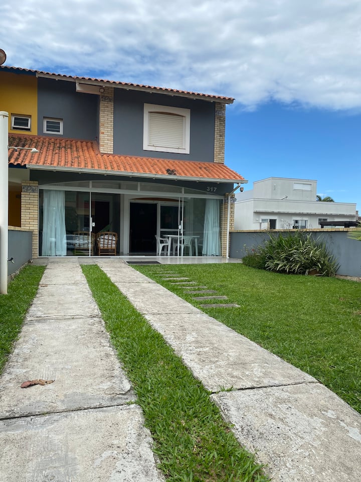 Casa 100 Mt Praia De Garopaba - Garopaba