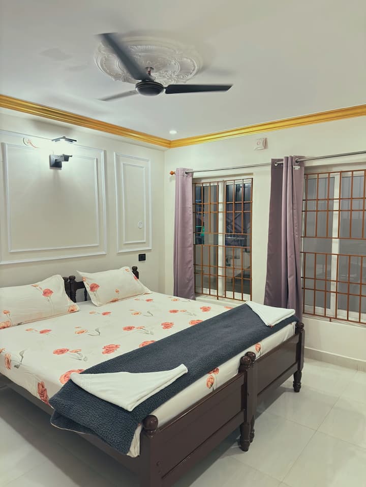 Beachfront Comfort | Spacious ! - Mahabalipuram